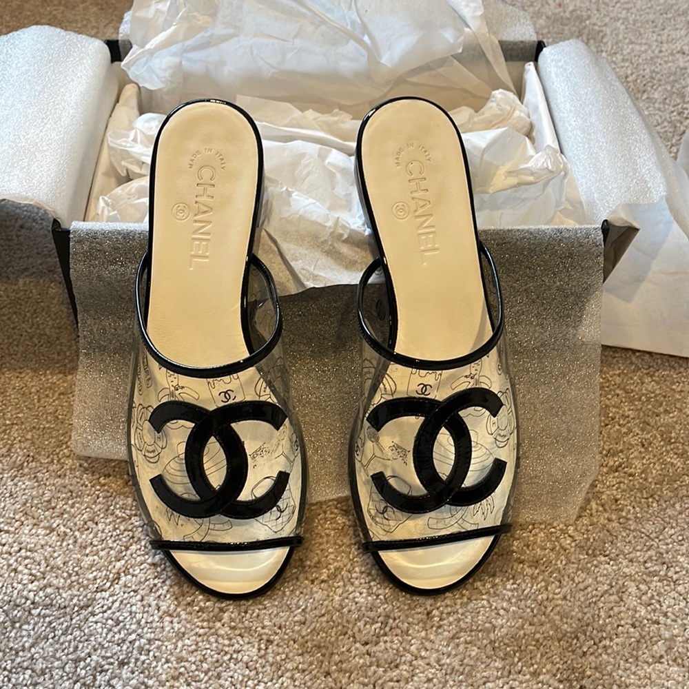 Chanel Transparent Logo Sandal - Gem